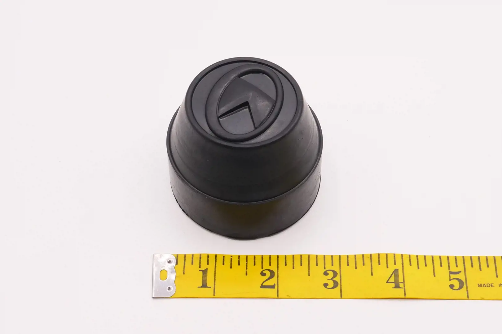 Kubota #K7591-17910 CAP(WHEEL HUB)