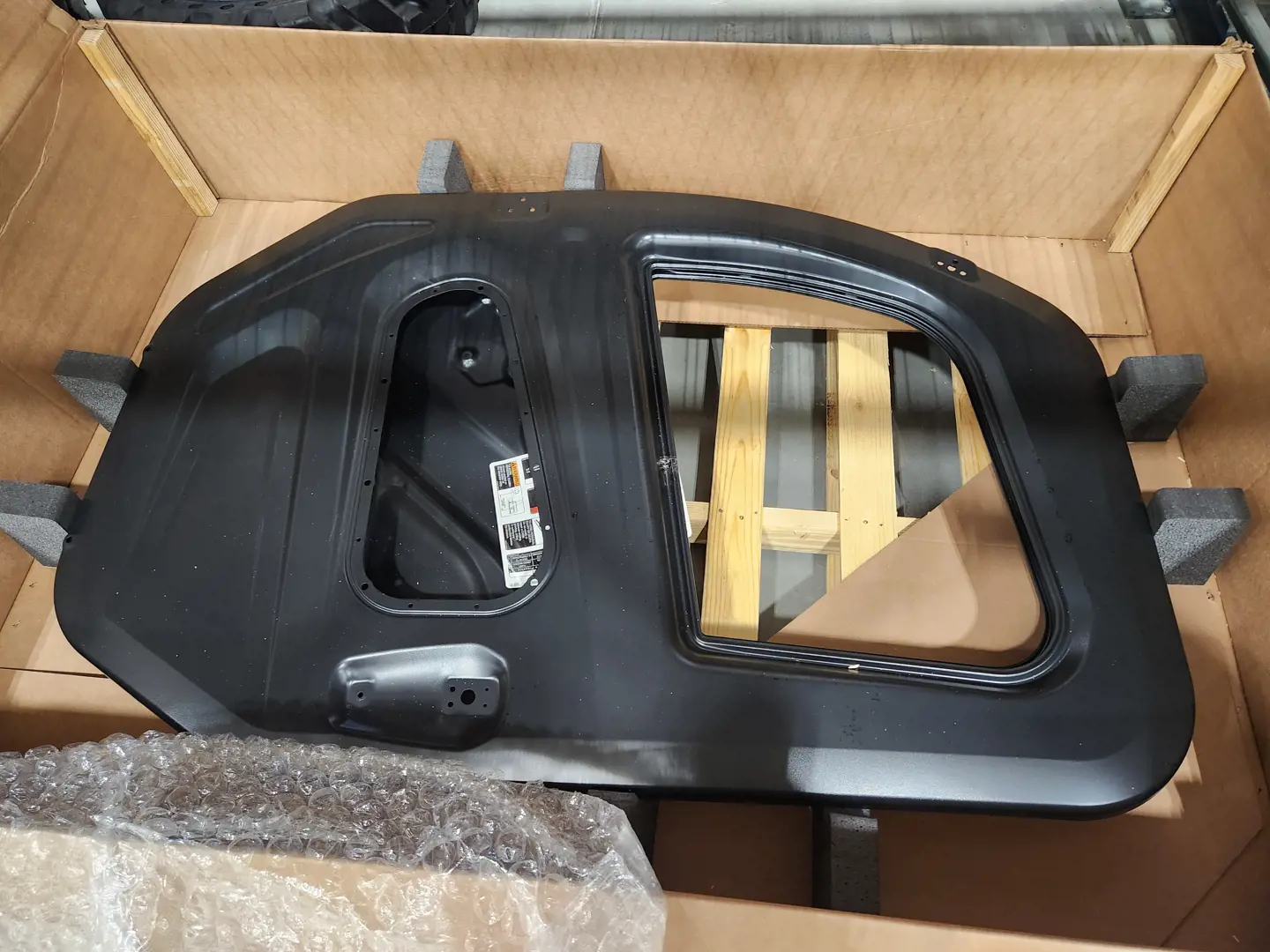 Kubota #K7731-97600 KIT DOOR,LH,LABE