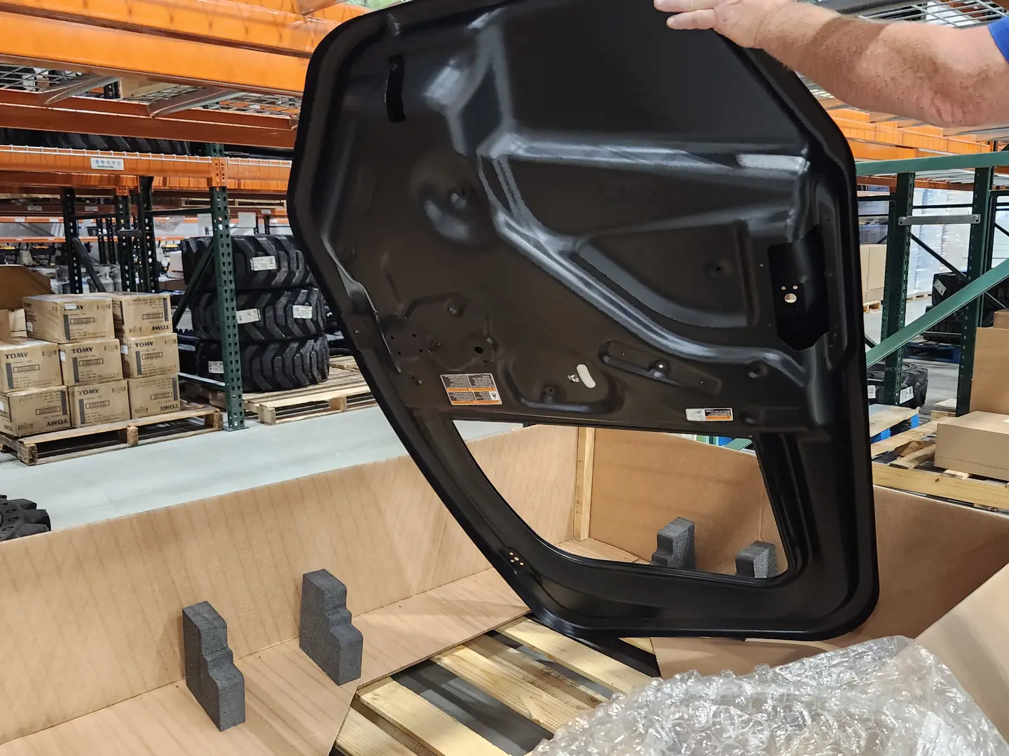 Kubota #K7731-97600 KIT DOOR,LH,LABE