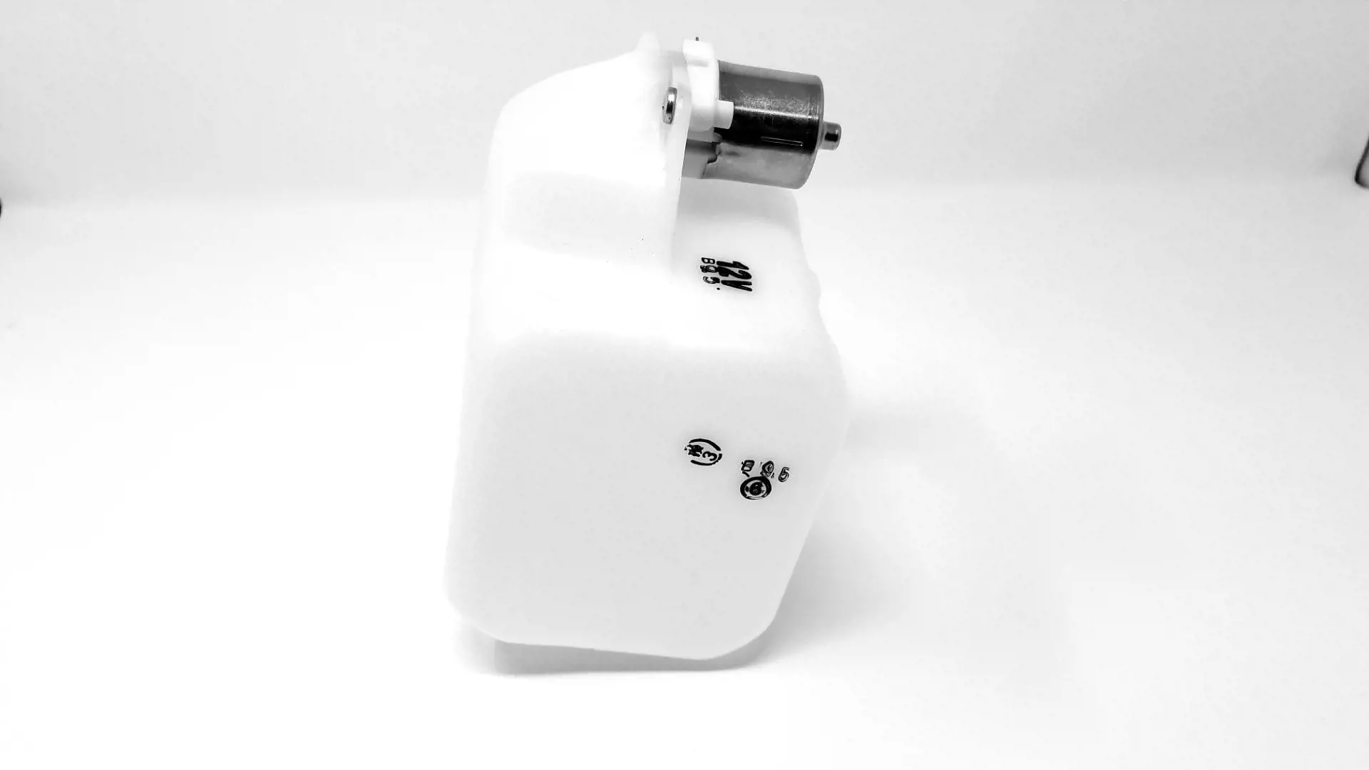 Kubota #34070-71150 TANK