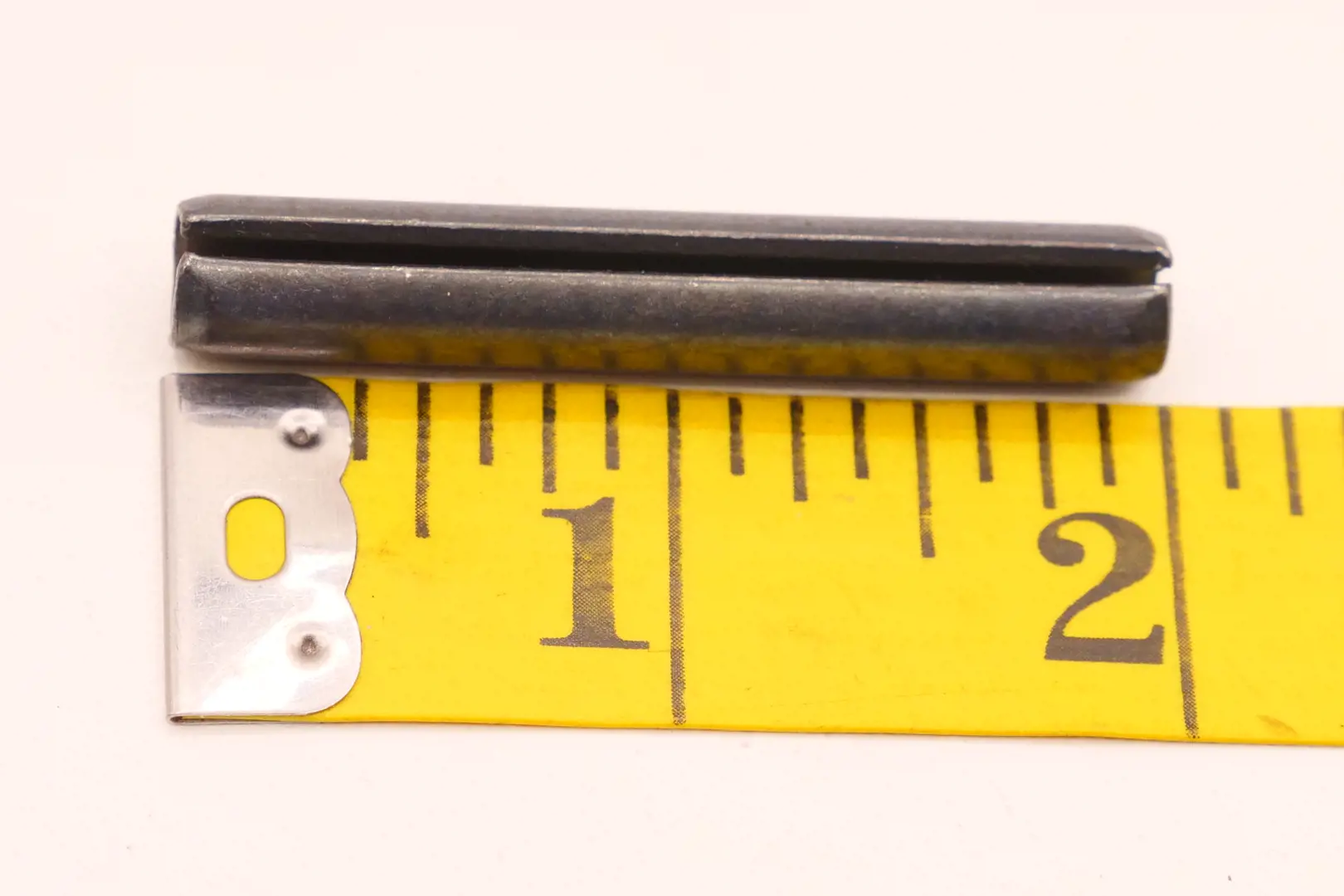 Kubota #70091-00159 RETAINING ROLL F