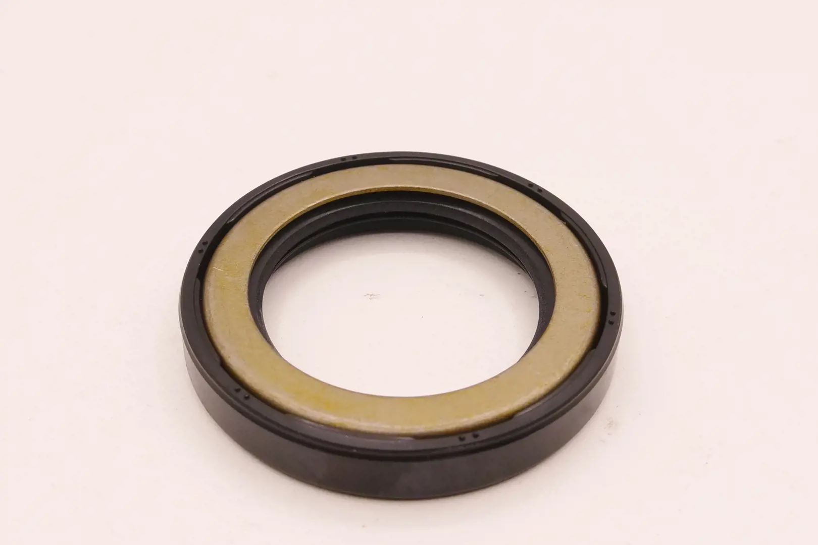 Kubota #70725-34162 Oil Seal