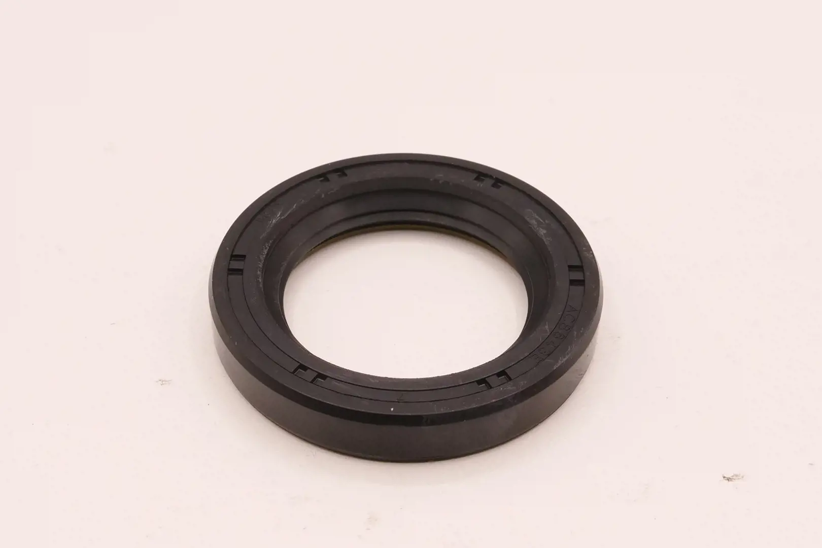 Kubota #70725-34162 Oil Seal