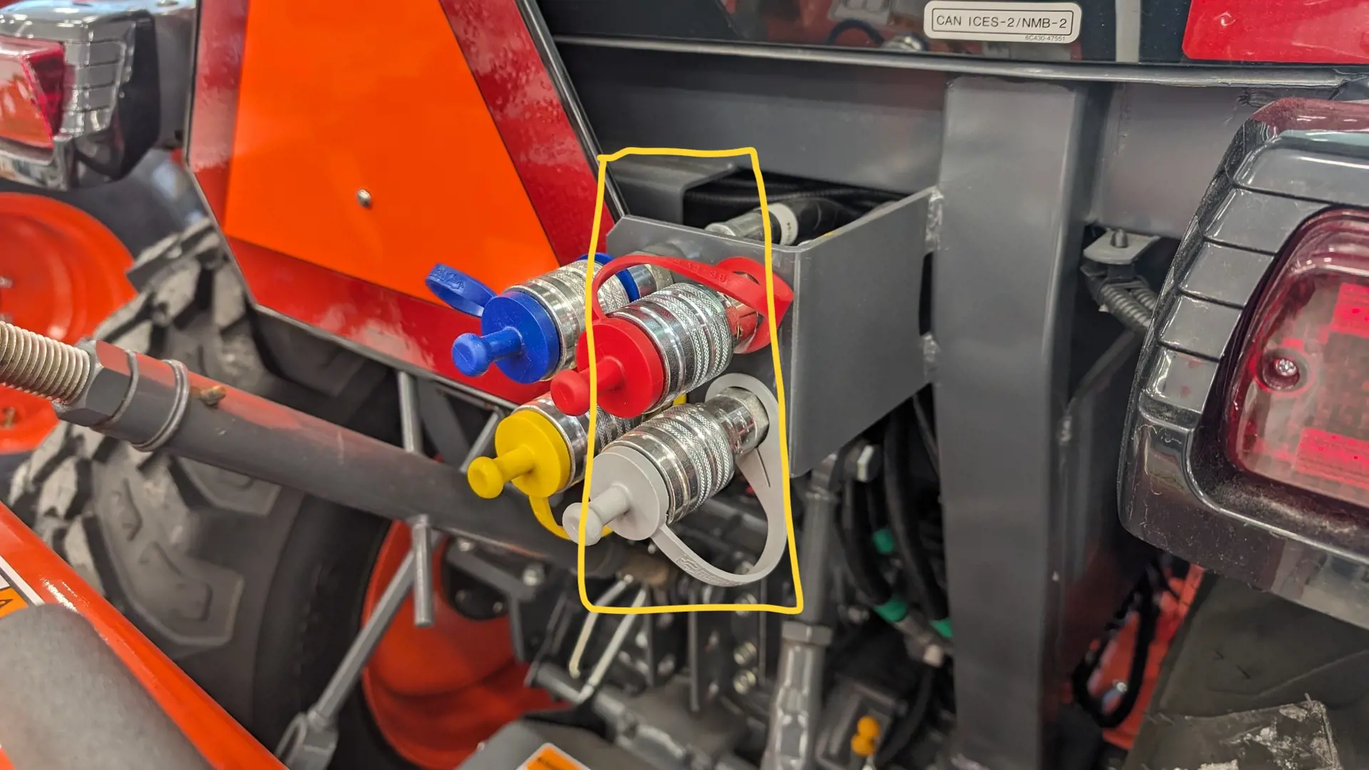 Kubota #B7316-B7304 Base Kit & 1st Lever Kit w/ Double Acting Valve ...