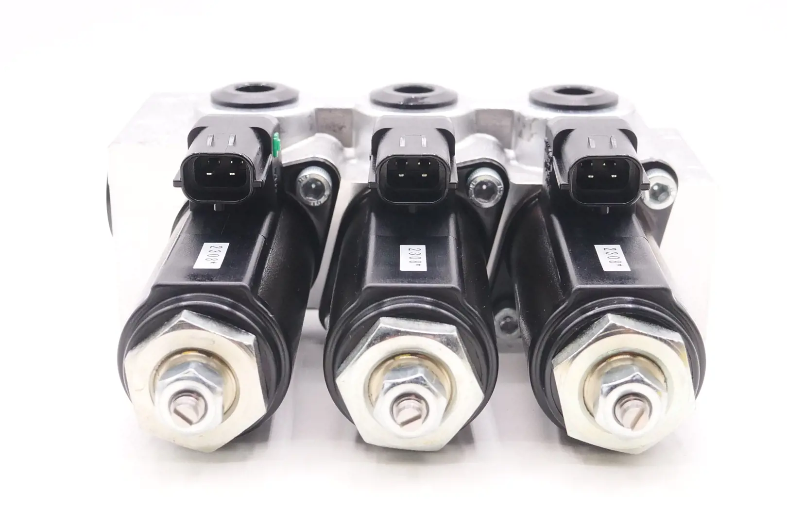 Kubota #V0621-64772 ASSY VALVE (PROP