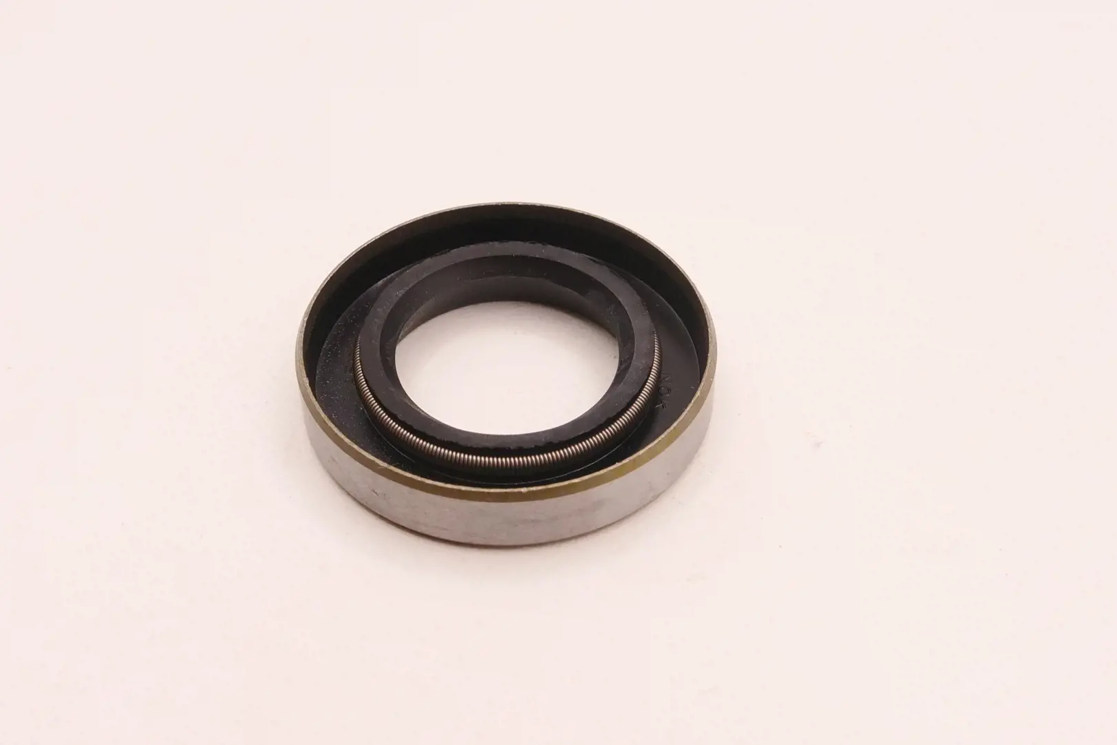 Kubota #09030-20357 SEAL, OIL