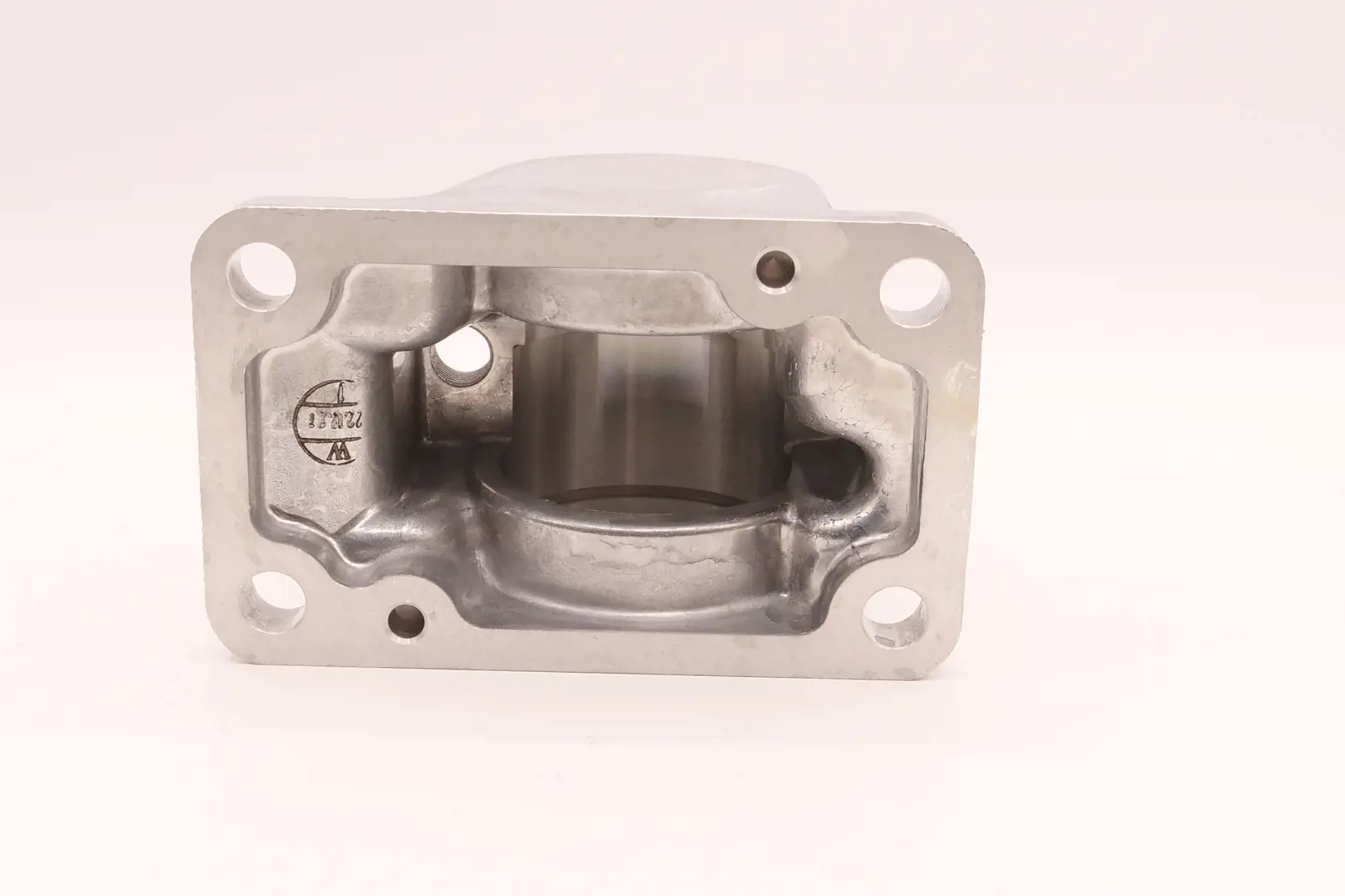 Kubota #6C200-21213 CASE, MID PTO
