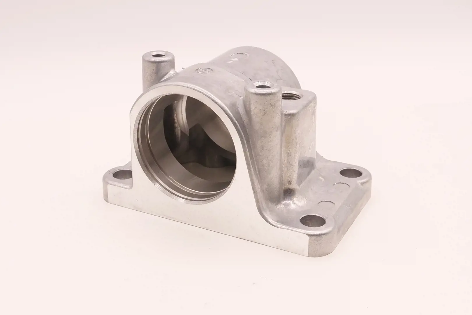 Kubota #6C200-21213 CASE, MID PTO