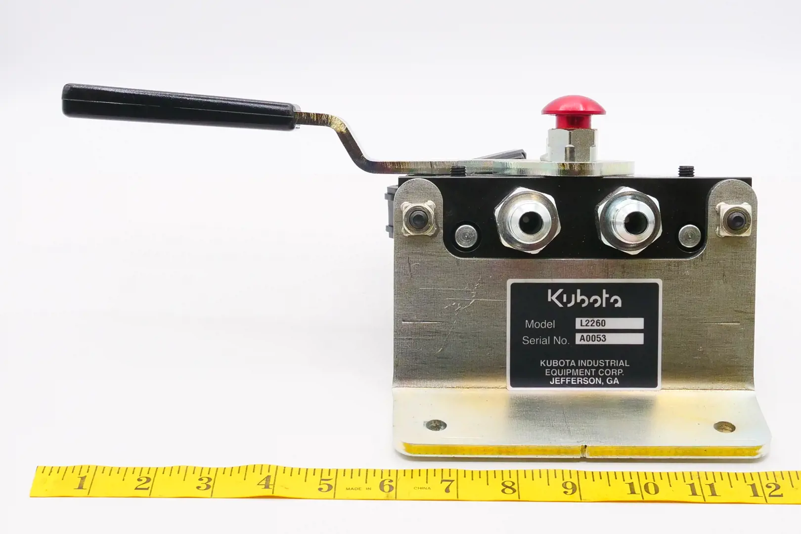 Kubota #L2260 QUICK COUPLER FOR LA805 AND LA1055