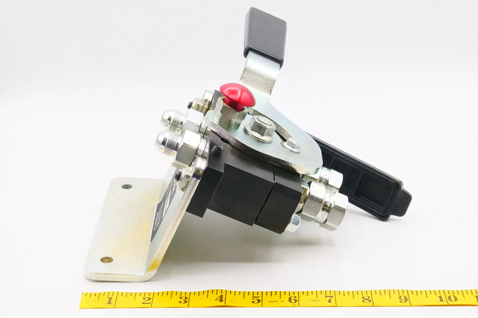 Kubota #L2260 QUICK COUPLER FOR LA805 AND LA1055