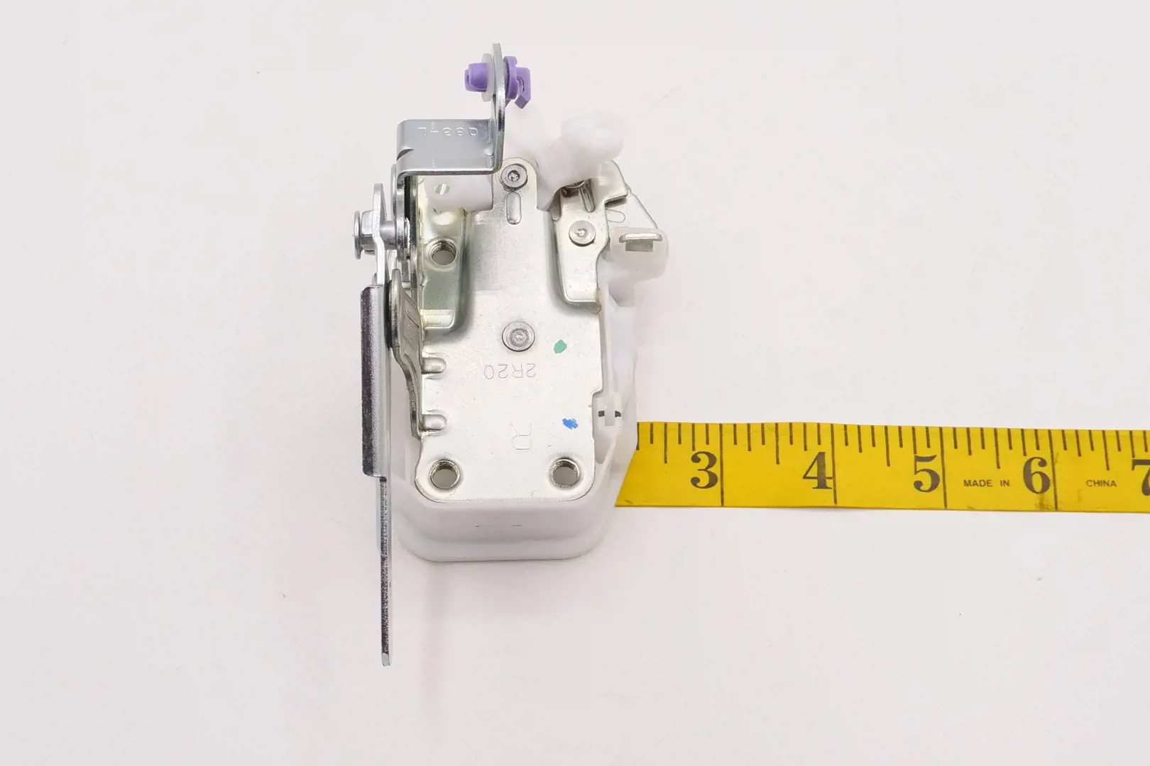 Kubota #T0270-85020 ASSY LOCK, DOOR