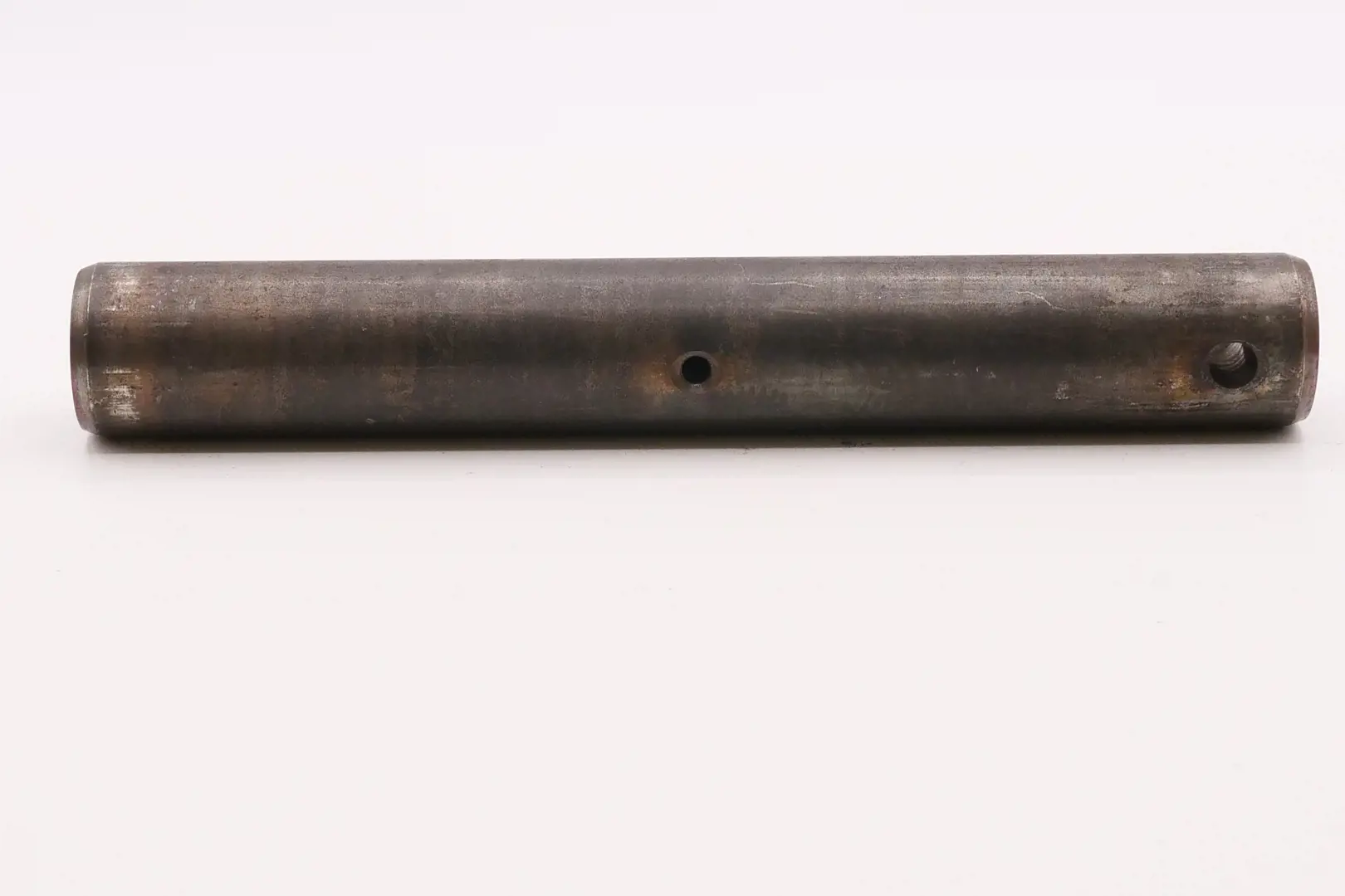 Kubota #70091-00158 MOUNTING PIN