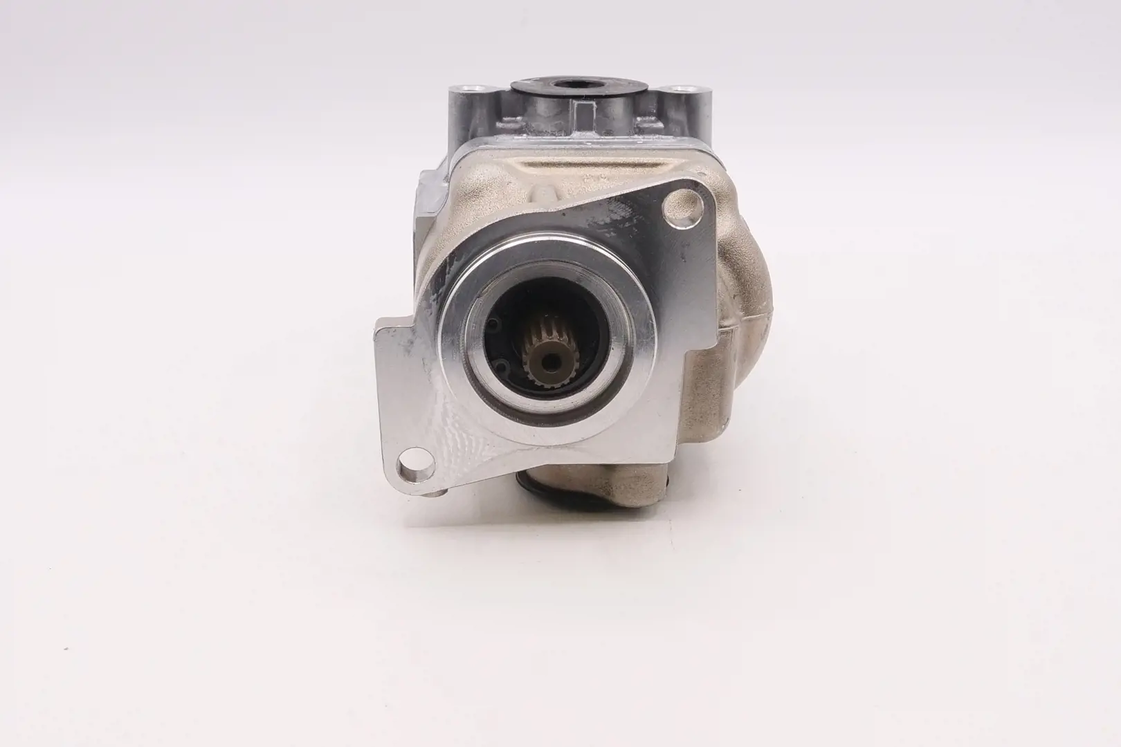 Kubota #T1150-36440 ASSY PUMP