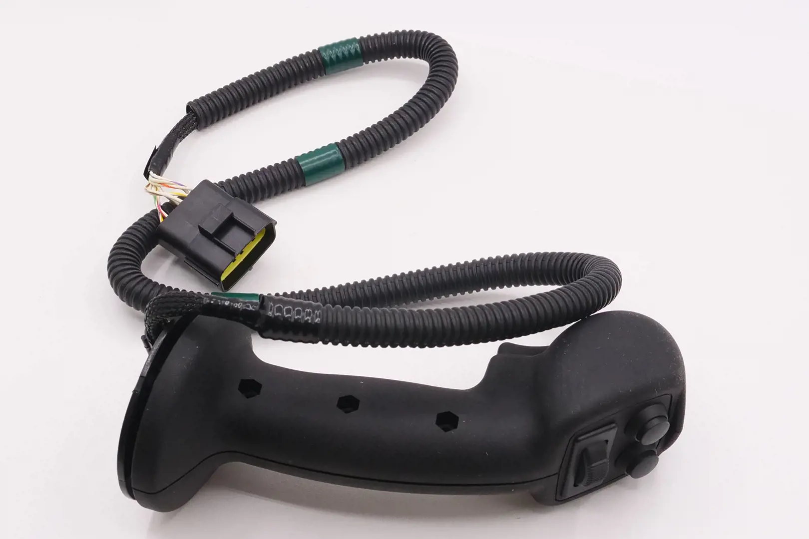 Kubota #V1311-36373 GRIP, RH