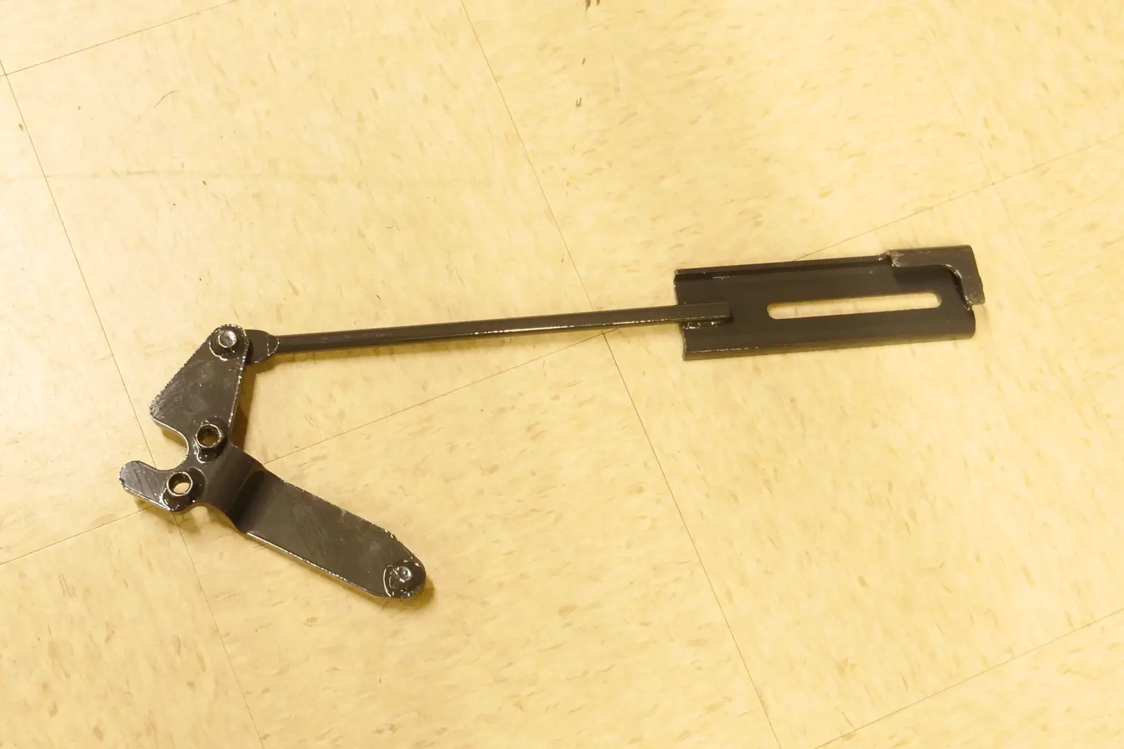 Kubota #K2581-44210 LINK, REAR LIFT