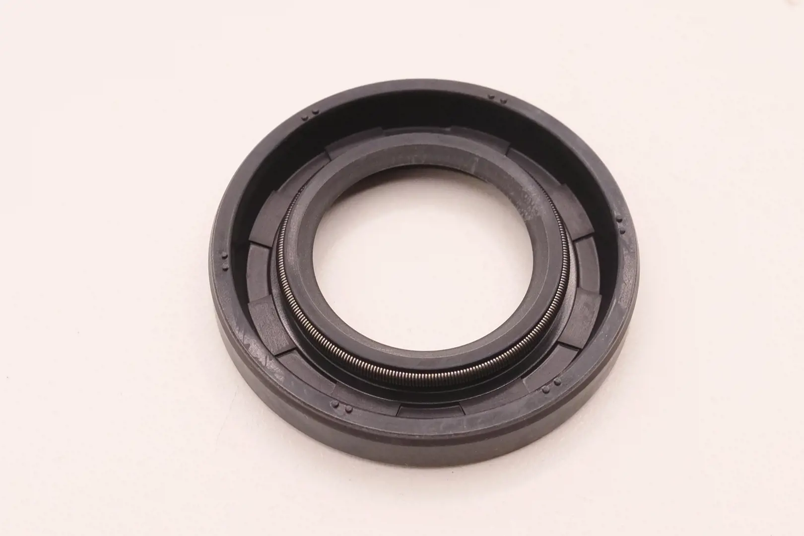 Kubota #09400-25457 SEAL, OIL