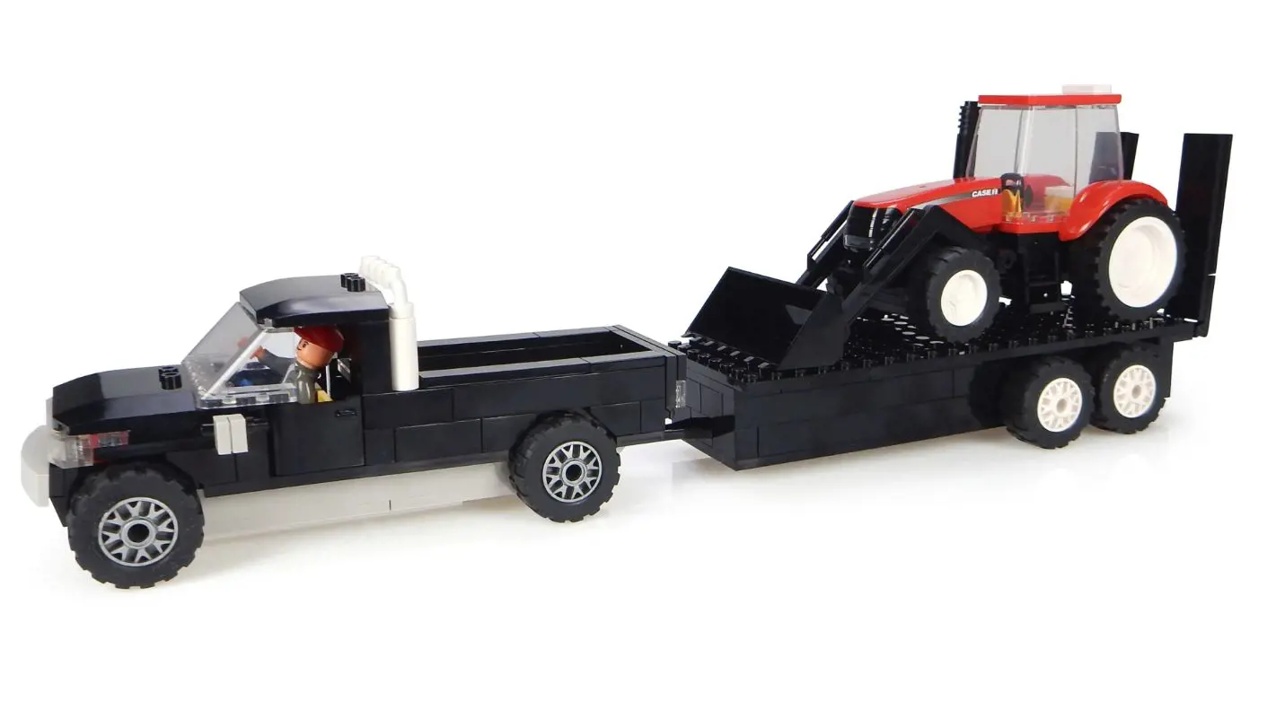 Case IH #IMX39507 Case IH Pick Up w/ Trailer & Tractor Building Block Set