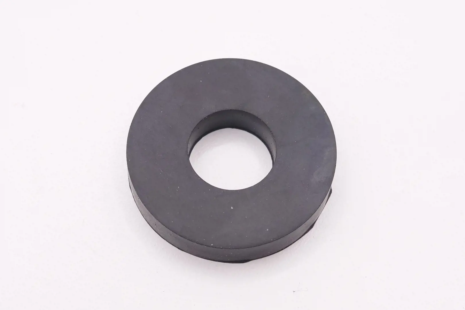 Kubota #38240-18640 CUSHION