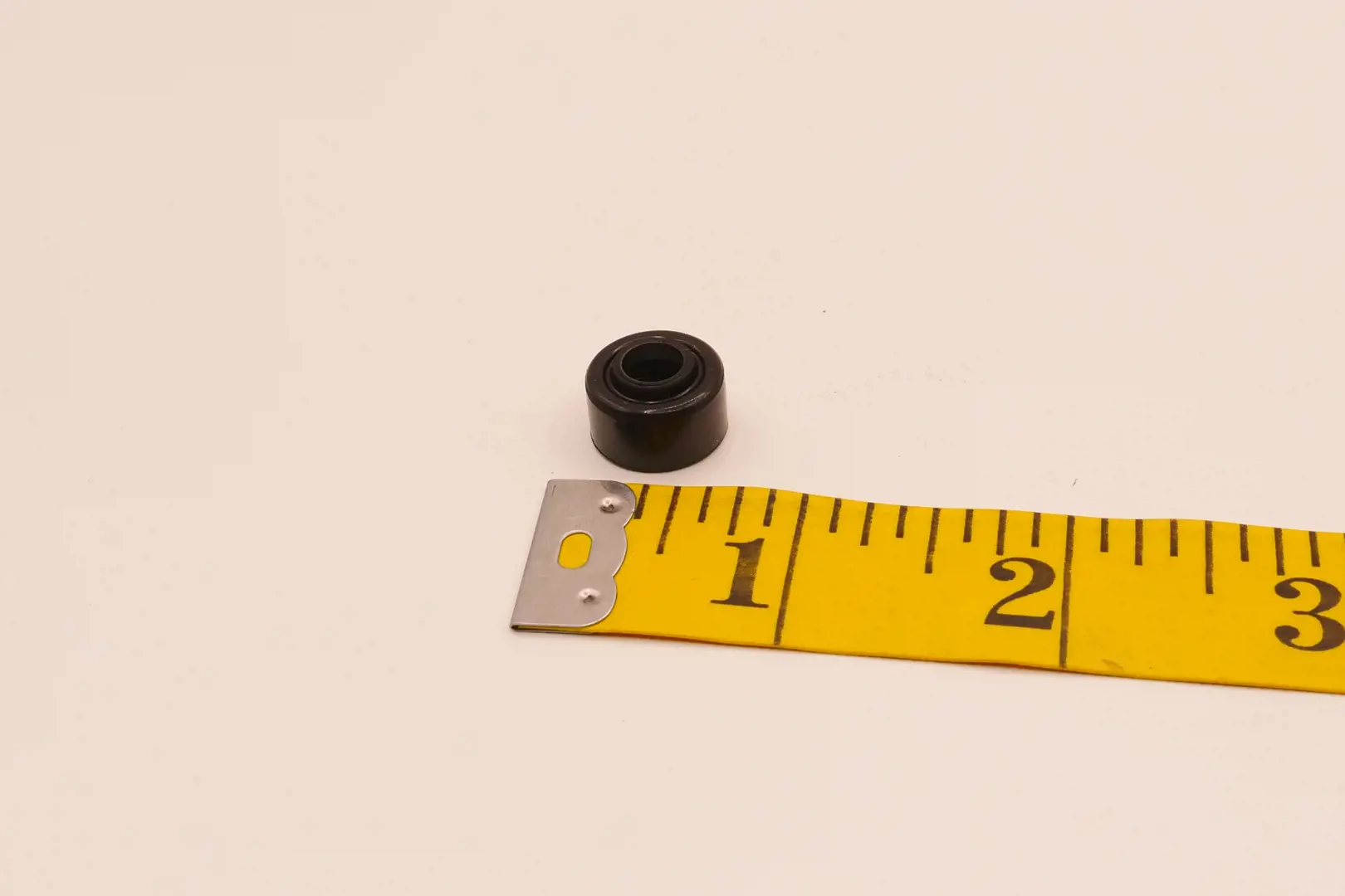 Kubota #15261-13150 SEAL, VALVE STEM