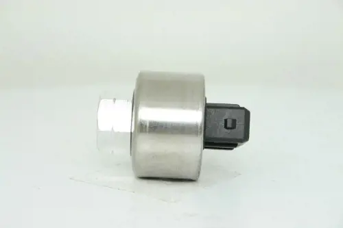 New Holland #84233818 SWITCH PRESSURE