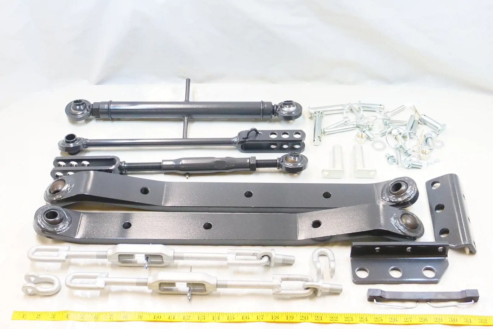 Kubota #L3961 3pt Linkage Kit for L39 / L45 / L47 TLB Tractors