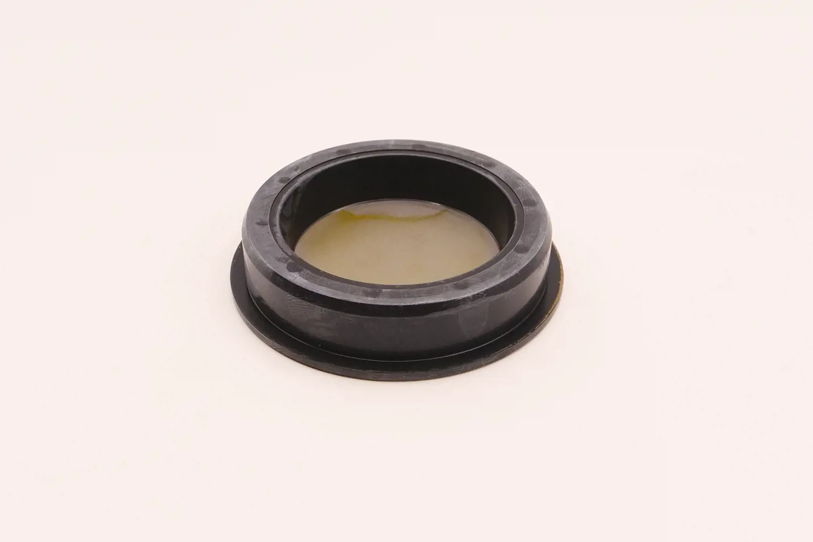 Kubota #70254-54380 CAP , RUBBER