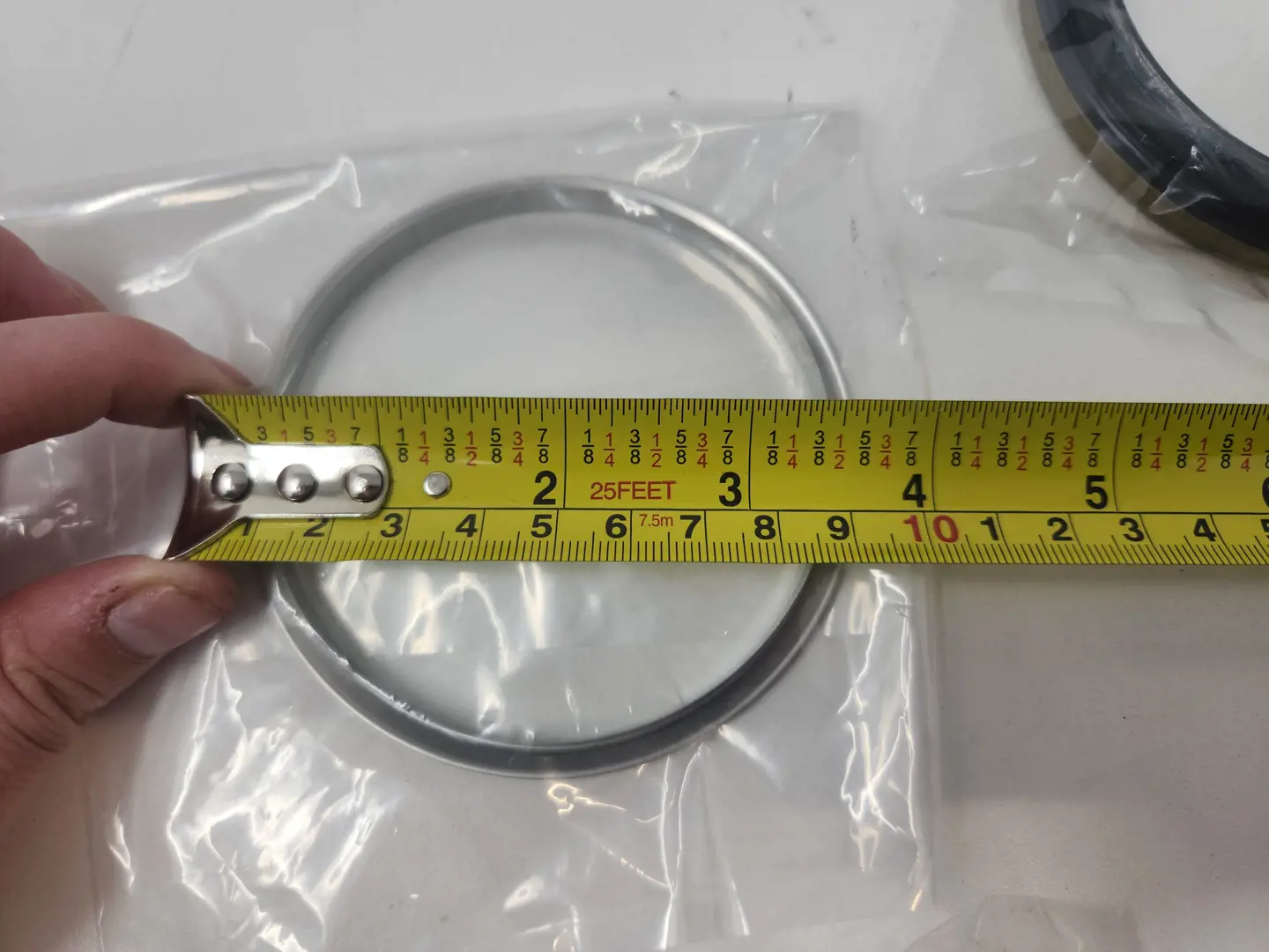 Kubota #32330-99600 ASSY, SEAL OIL