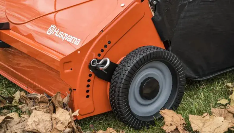 husqvarna-588209901-42-lawn-sweeper