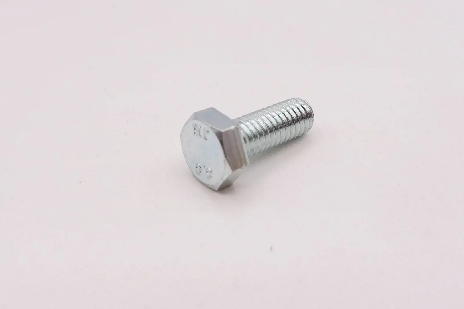Kubota #01053-50616 BOLT