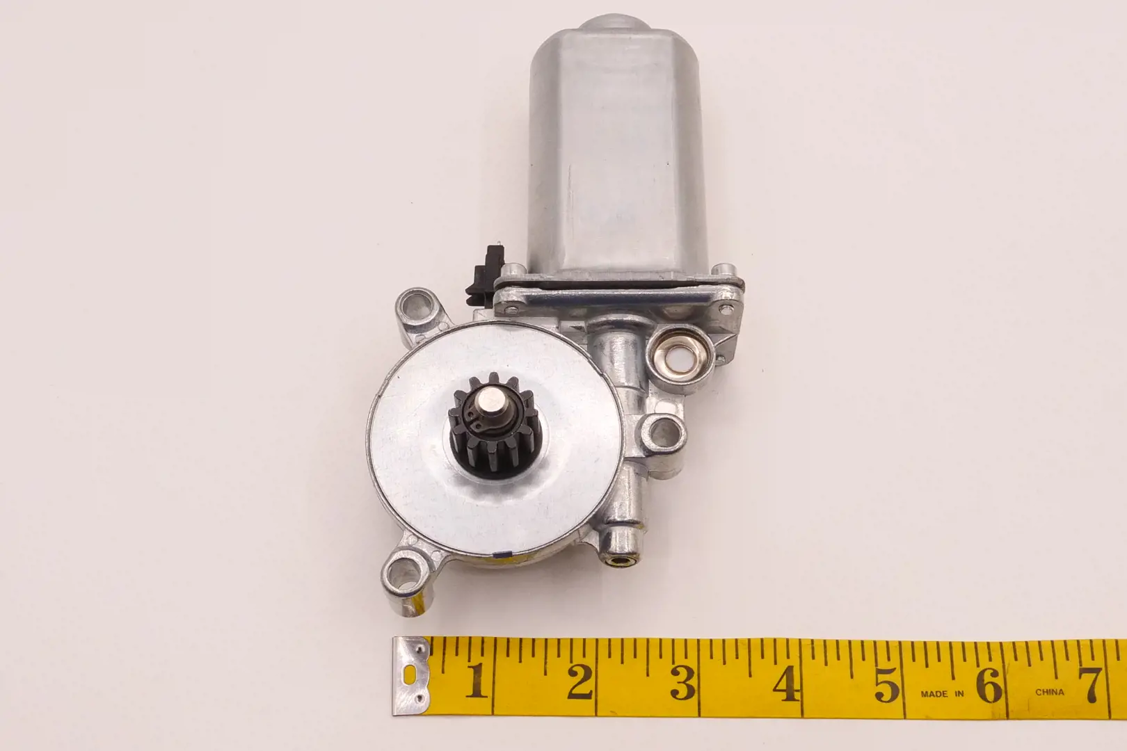 Kubota #70060-04080 ACTUATOR MOTOR
