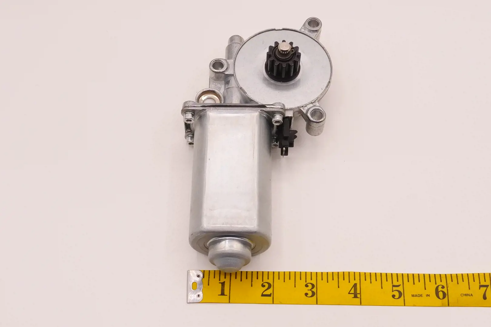 Kubota #70060-04080 ACTUATOR MOTOR