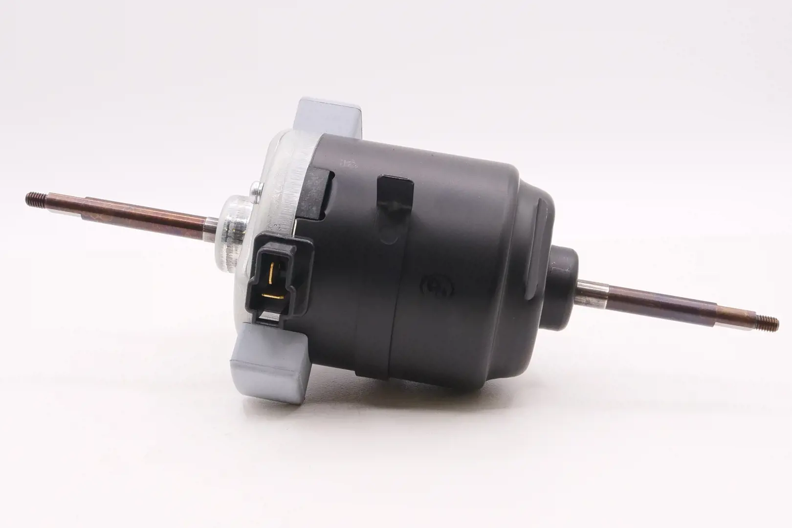 Kubota #V0521-39630 ASSY MOTOR,BLOWE