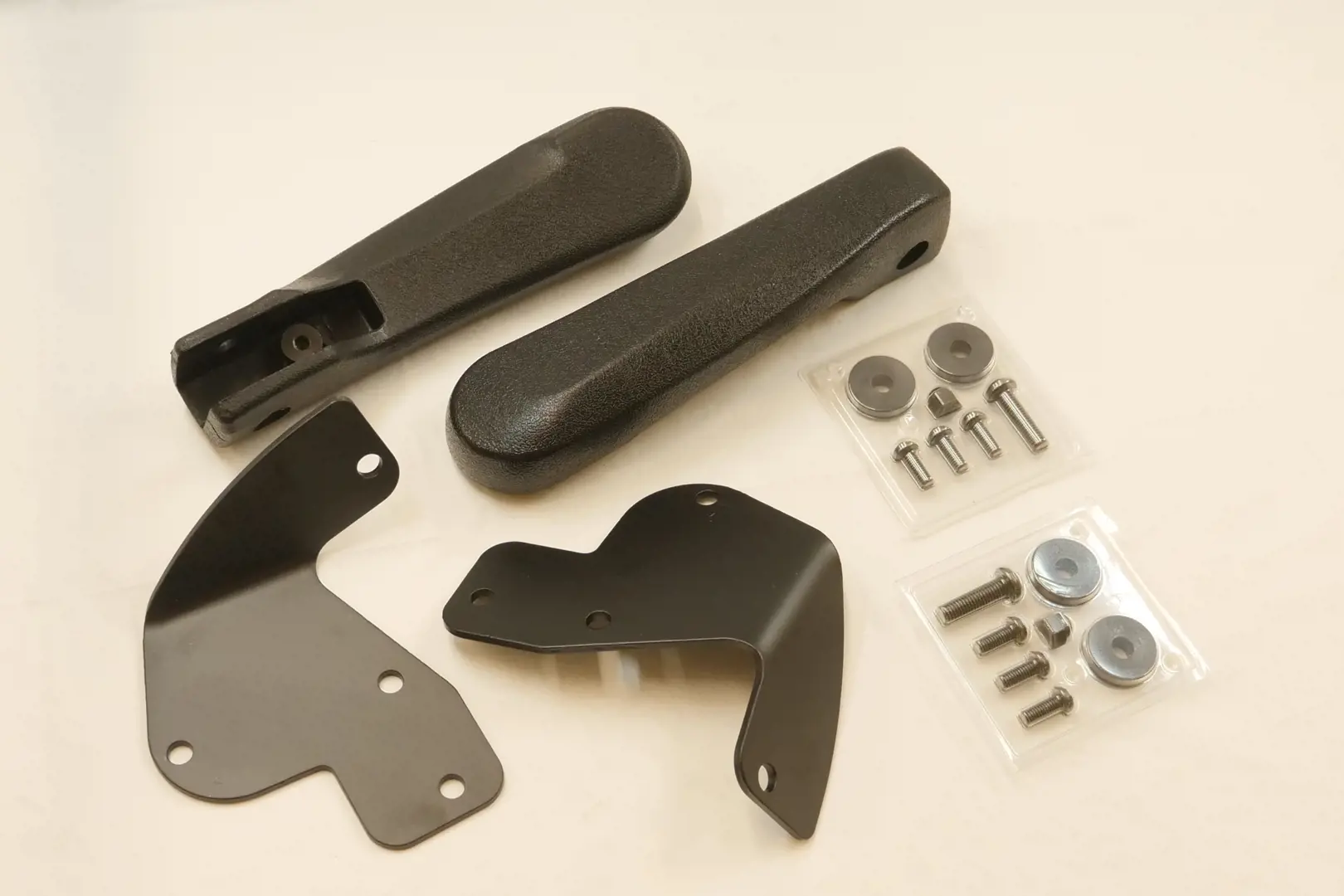 Kubota #B7358 Arm Rest Kit for LX2610SUHSD LX2620SUHSD & B3000HSDC Tractors