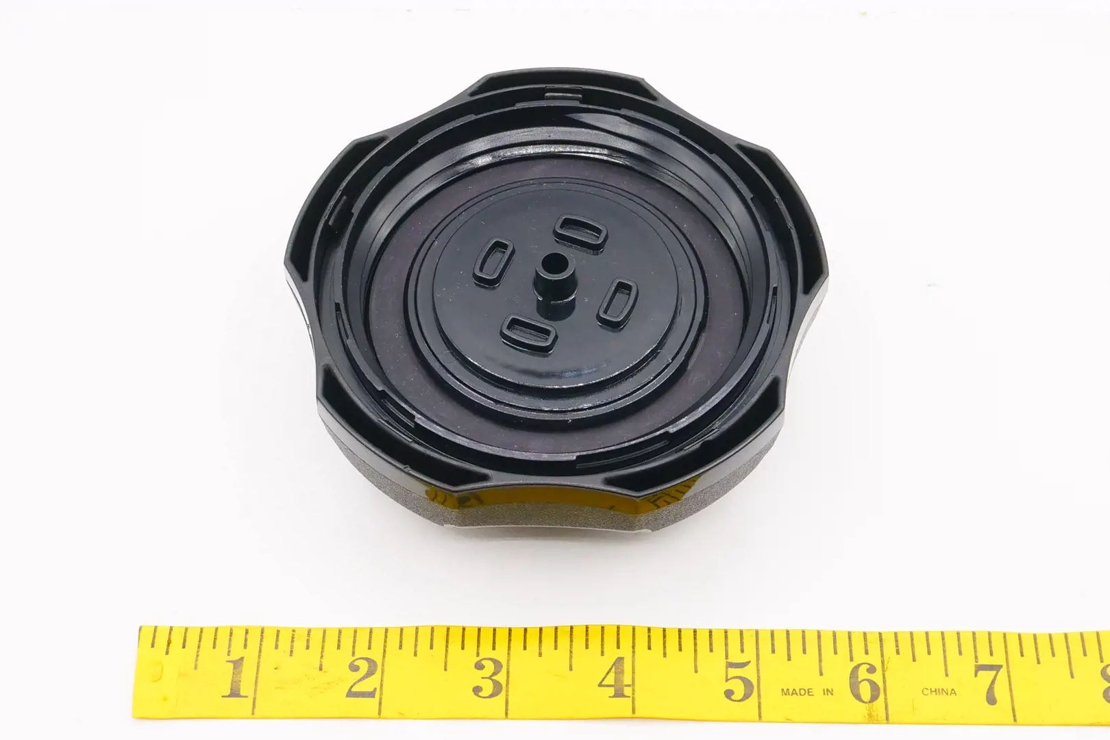 Kubota #77700-06358 Locking Fuel Cap for M6 Series Tractors - See ...