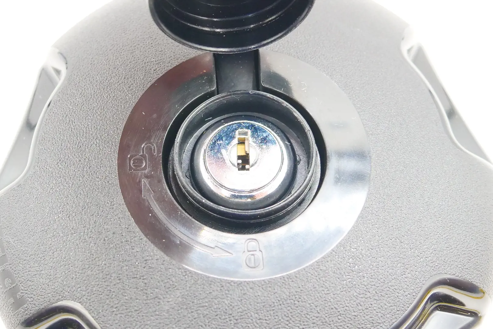 Kubota #77700-06358 Locking Fuel Cap for M6 Series Tractors - See ...