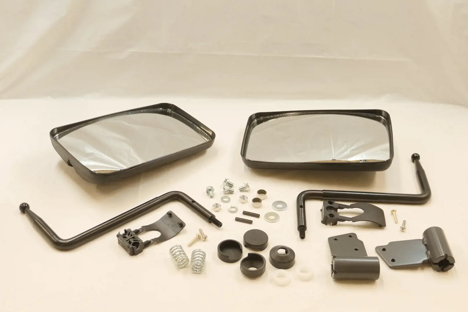 Kubota #MX6801 SIDE MIRROR KIT L60-LE / MX CAB