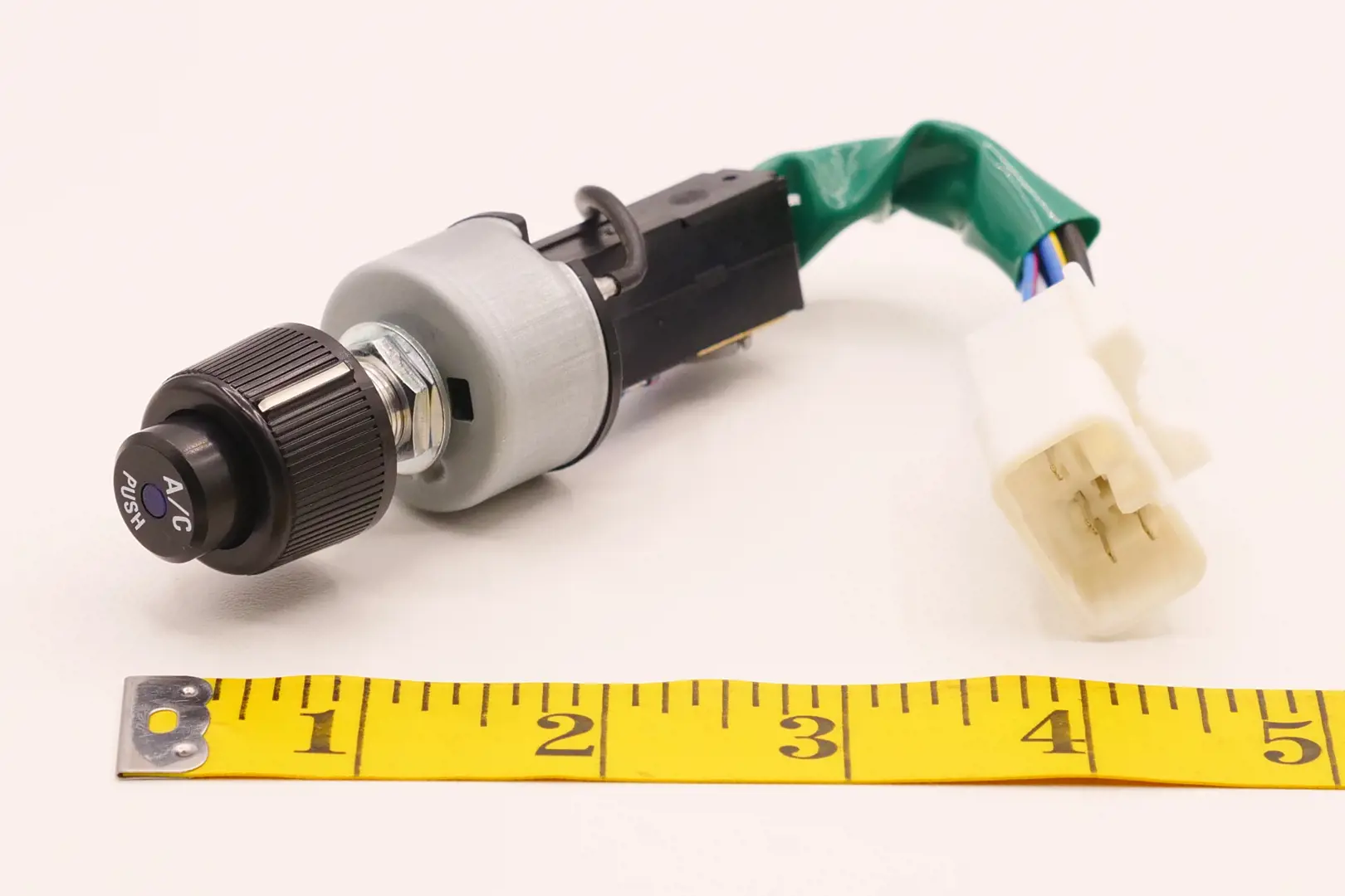 Kubota #T1065-72122 SWITCH