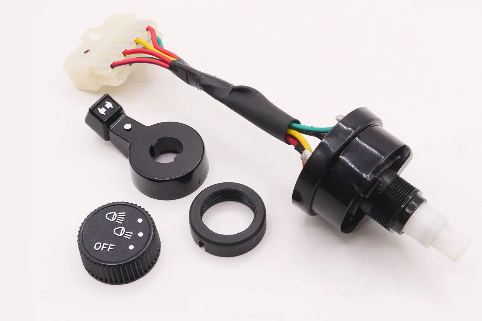 Kubota #31351-32100 Switch