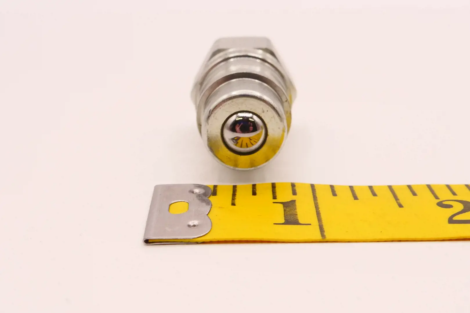 Kubota #70060-01568 COUPLER,MALE 1/4