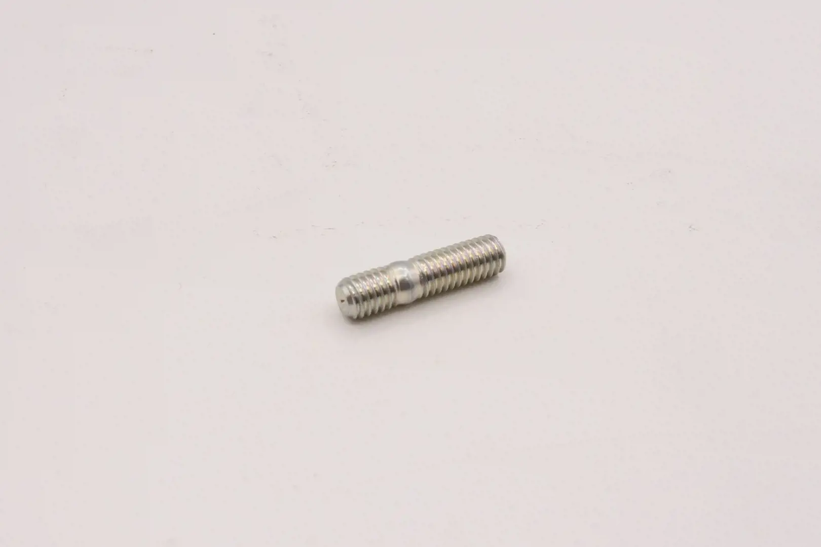 Kubota #01513-50616 STUD