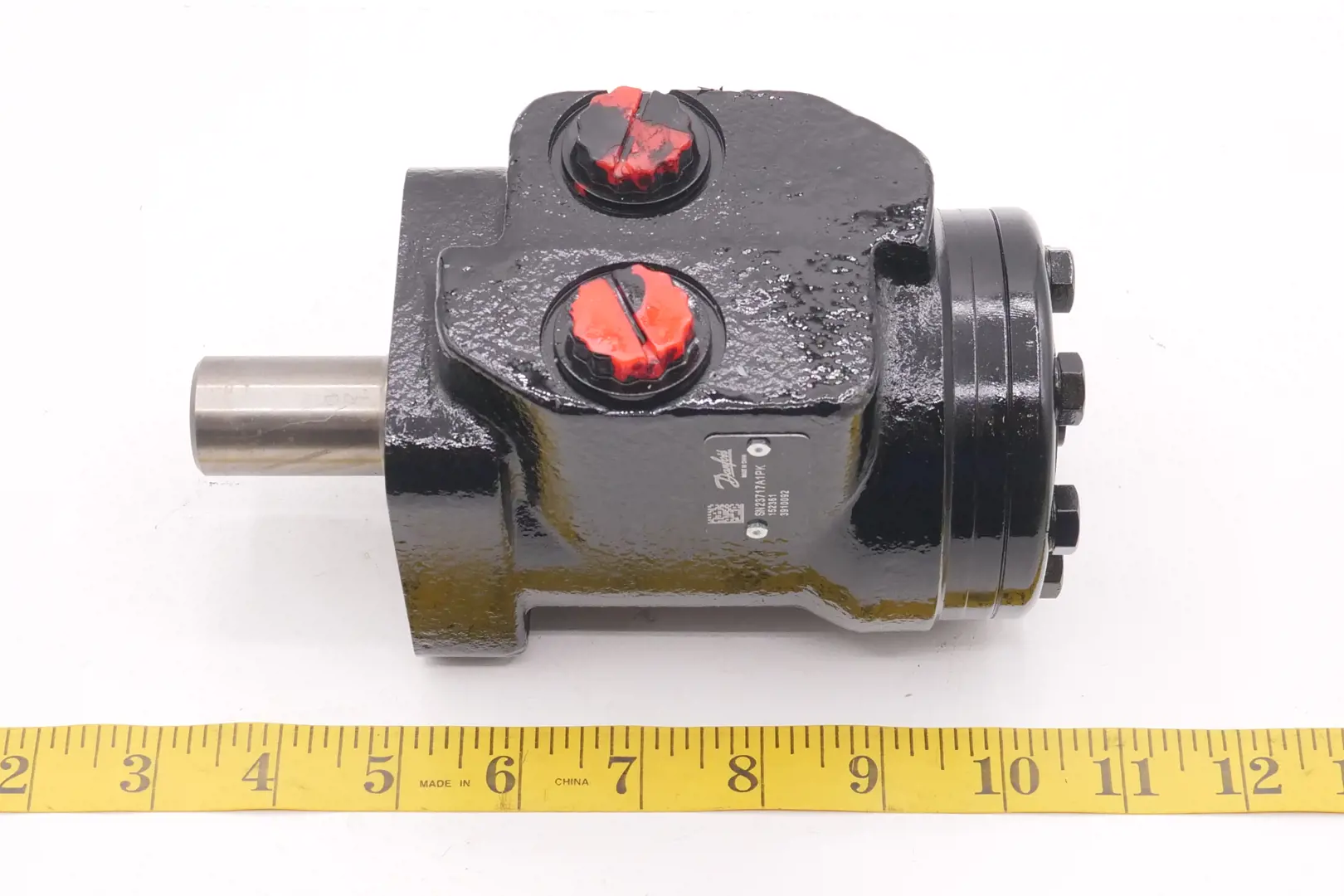 Kubota #B2756 Hydraulic Chute Rotation Kit for B2781B & B2782B Snowblowers