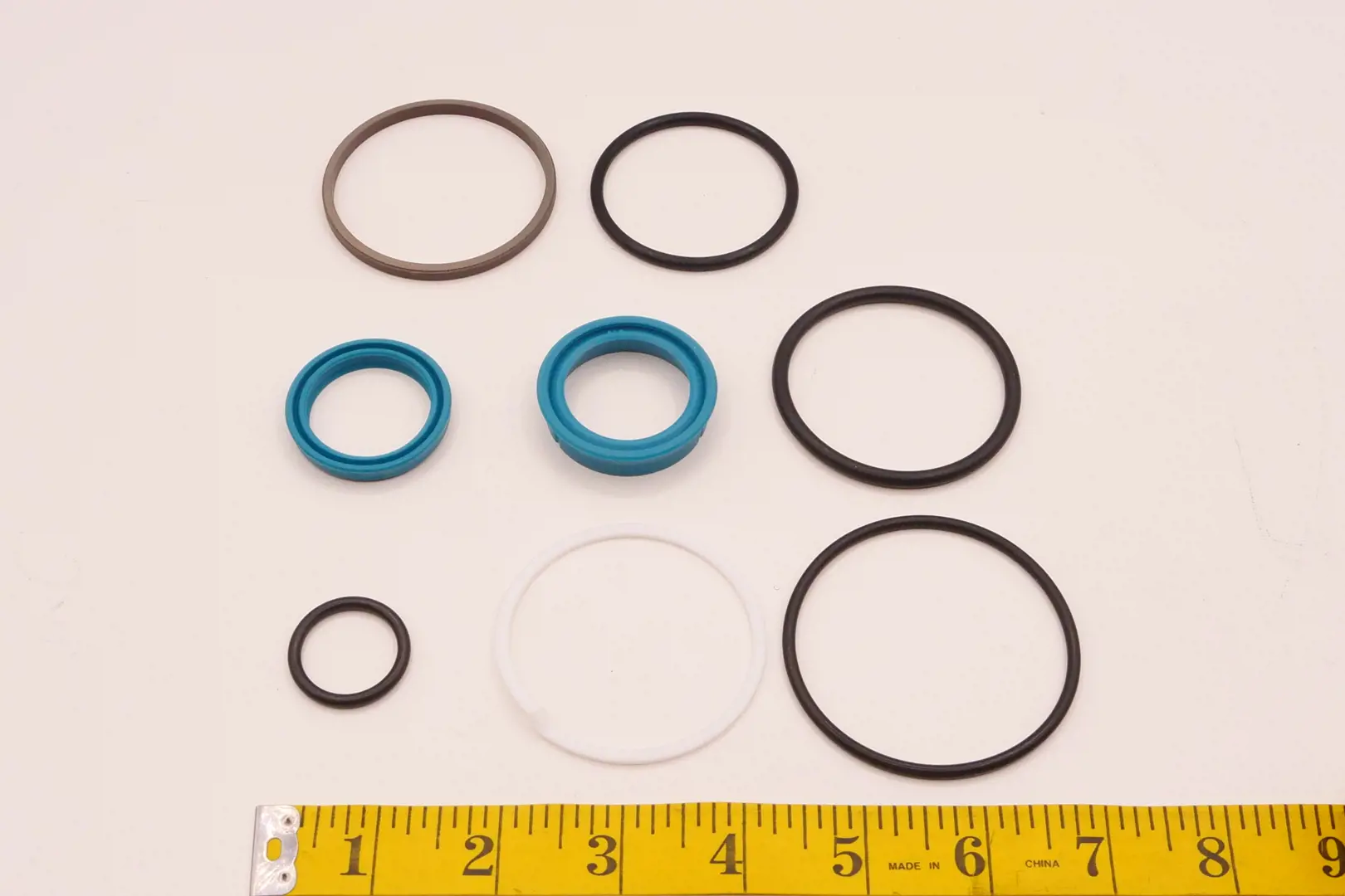 Kubota #75598-13302 SEAL KIT