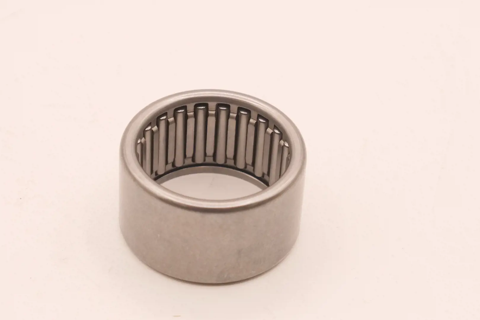 Kubota #35270-16420 BRG NDL ROLLER28