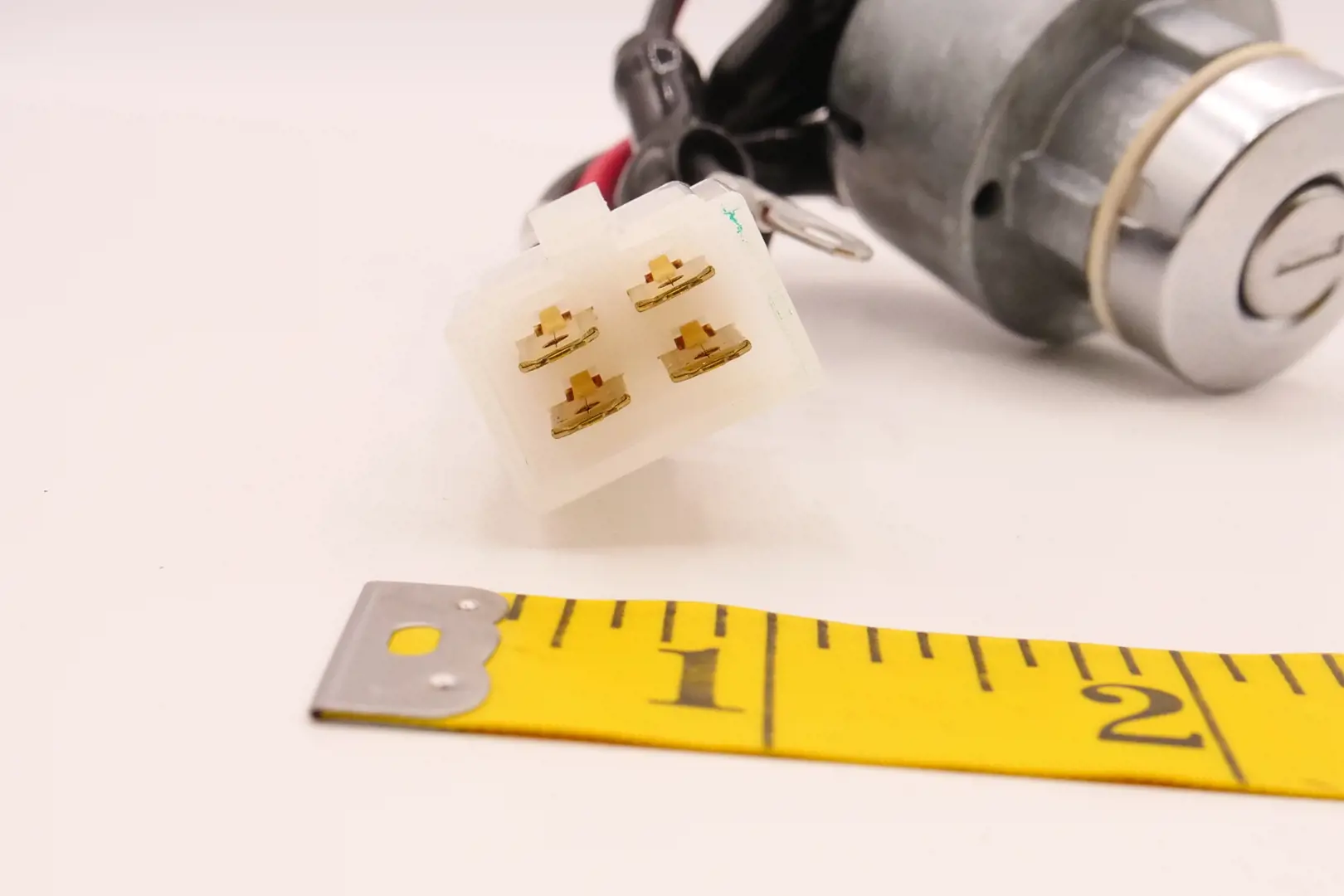 Kubota #38180-31820 MAIN SWITCH