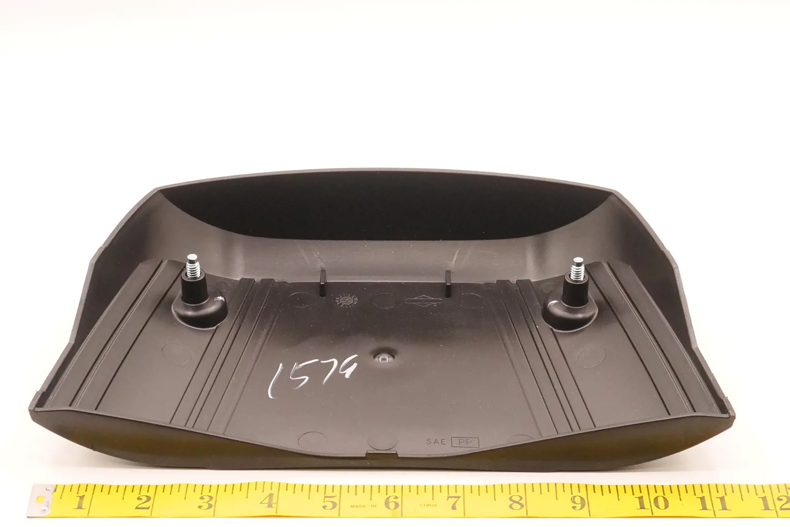 Kubota #E7181-01220 COVER,AIR CLEANE